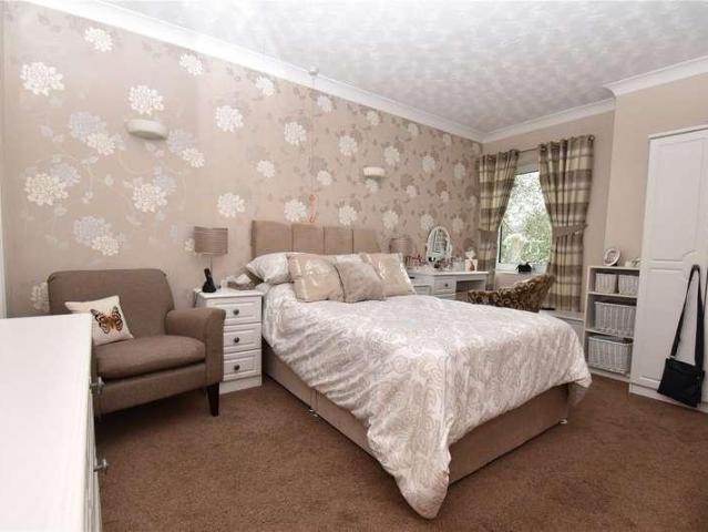 1 bed flat for sale