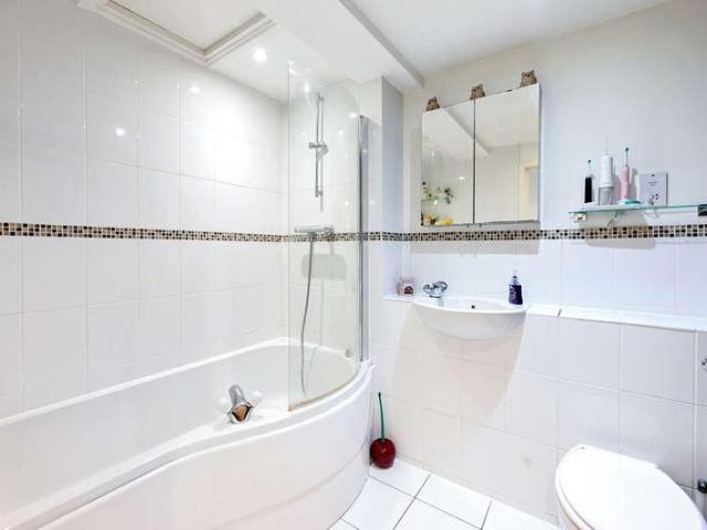 1 bed flat for sale