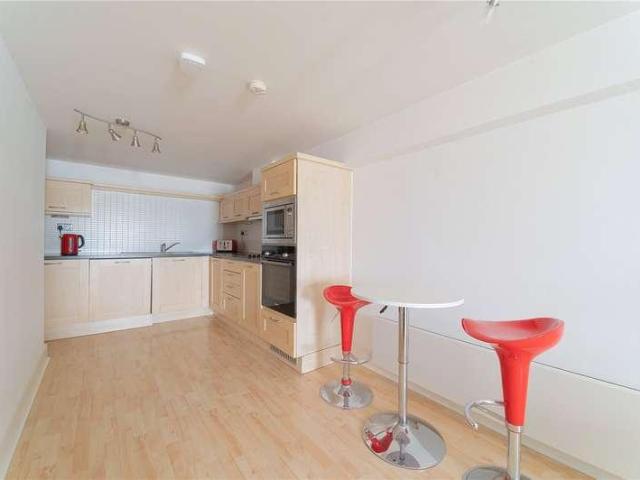 1 bed flat for sale