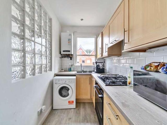 1 bed flat for sale