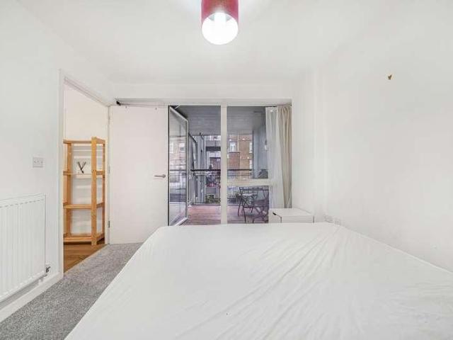 1 bed flat for sale