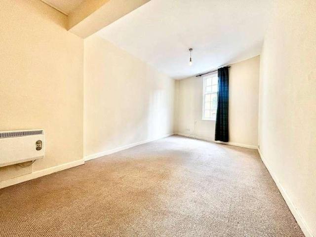 1 bed flat for sale