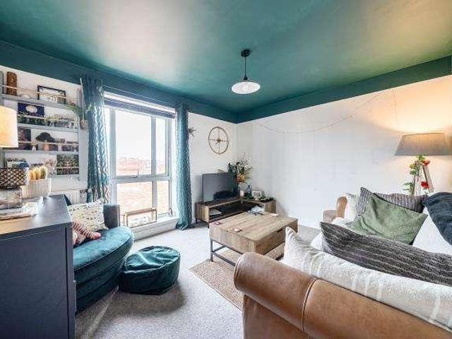1 bed flat for sale
