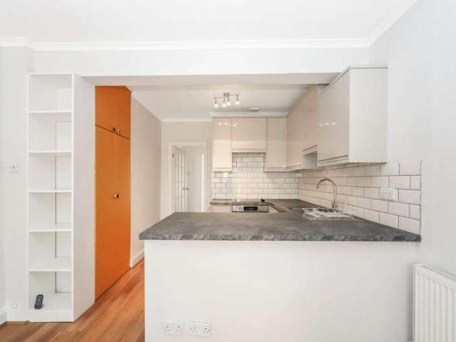 1 bed flat for sale