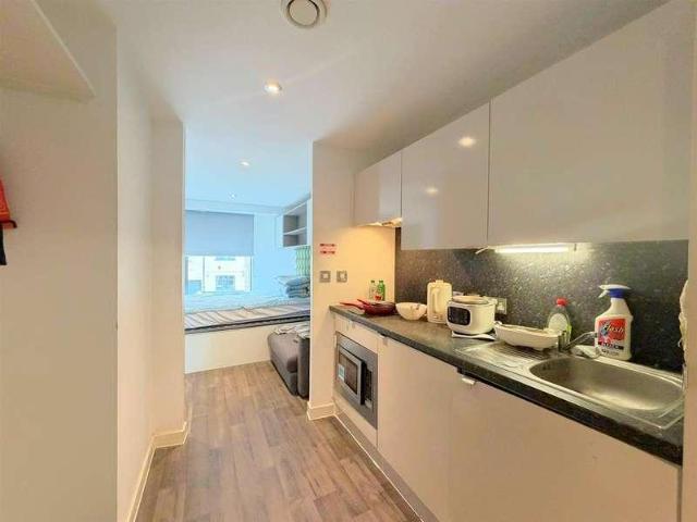 1 bed flat for sale