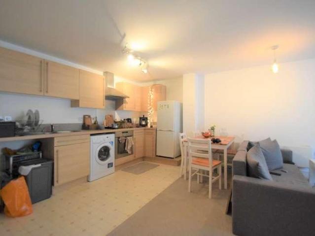 1 bed flat for sale