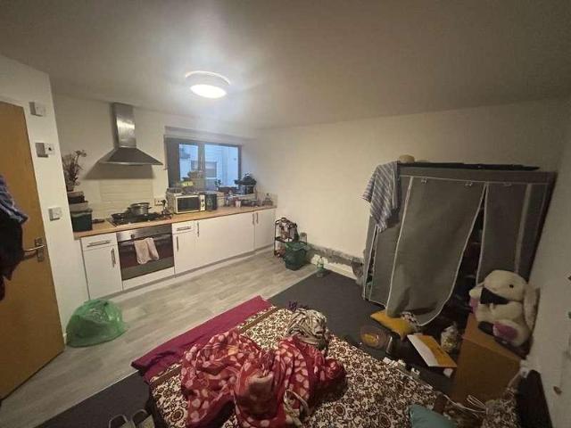 1 bed flat for sale