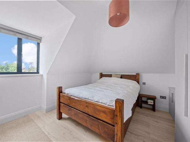 1 bed flat for sale