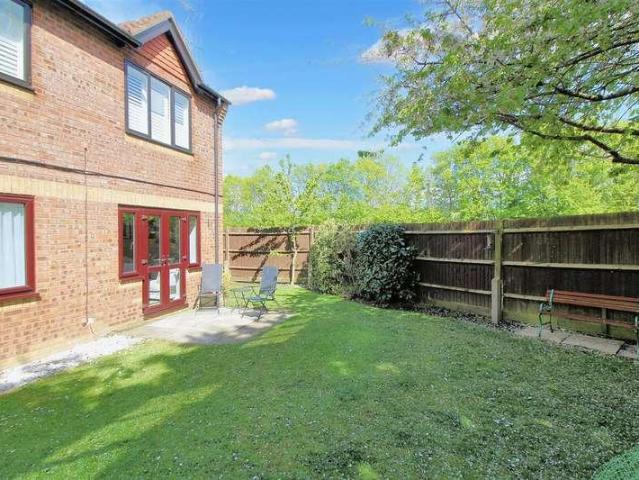 1 bed flat for sale
