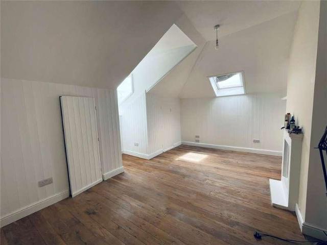 1 bed flat for sale