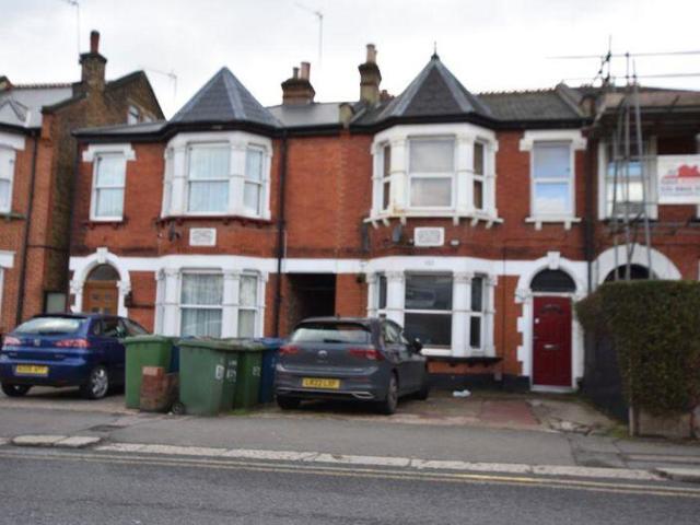 1 bed flat for sale