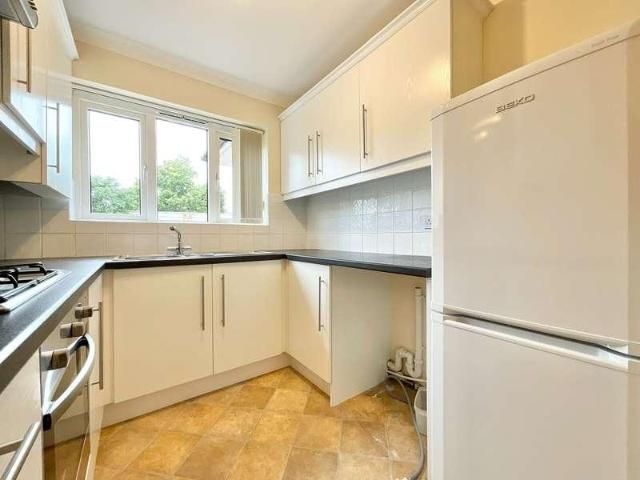 1 bed flat for sale