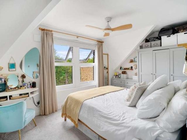 1 bed flat for sale