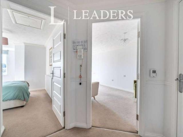 1 bed flat for sale
