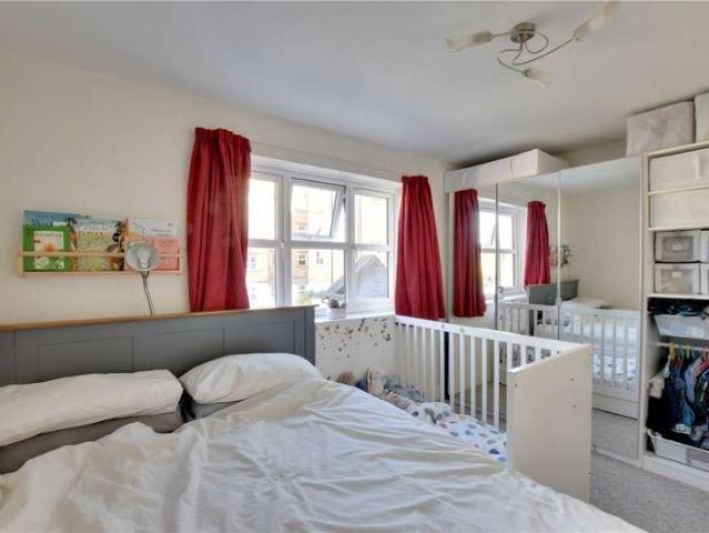 1 bed flat for sale