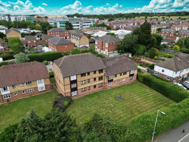 1 bed flat for sale