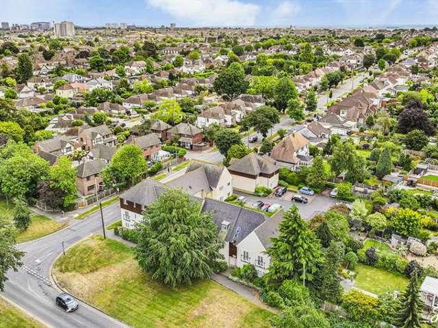 1 bed flat for sale