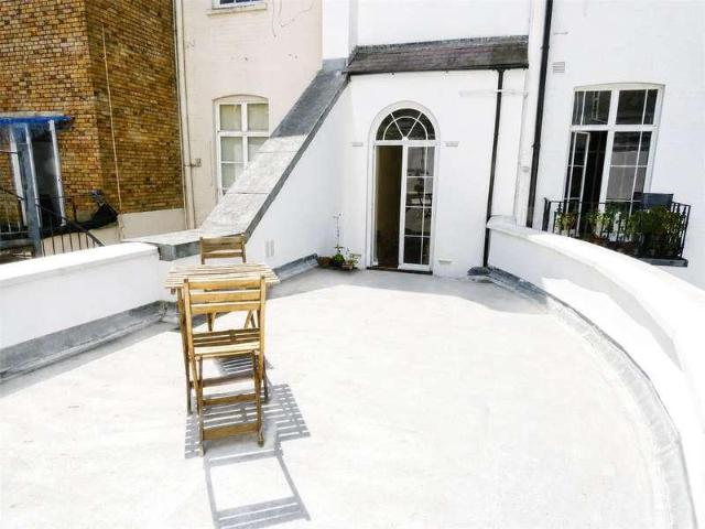 1 bed flat for sale