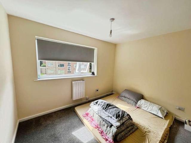 1 bed flat for sale