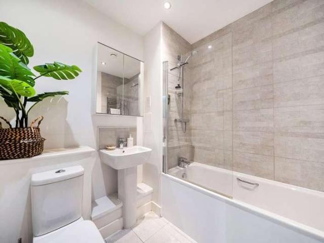 1 bed flat for sale