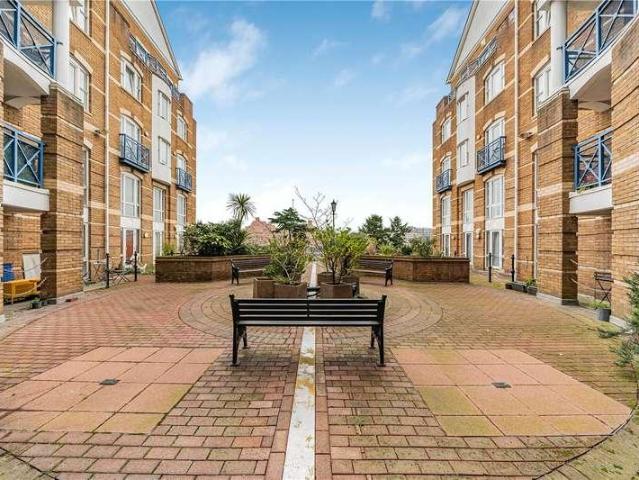 1 bed flat for sale