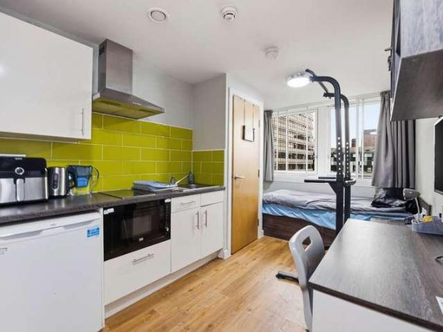 1 bed flat for sale