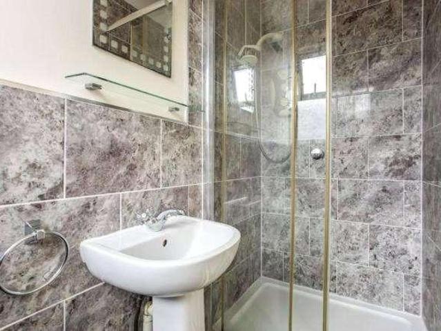 1 bed flat for sale