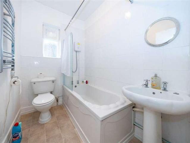1 bed flat for sale