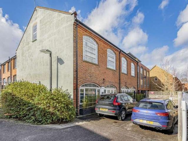 1 bed flat for sale