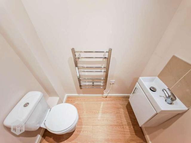 1 bed flat for sale
