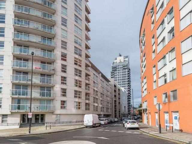 1 bed flat for sale