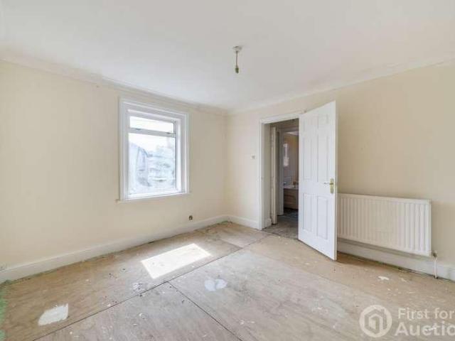 1 bed flat for sale