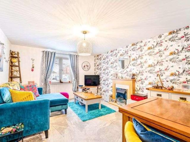 1 bed flat for sale