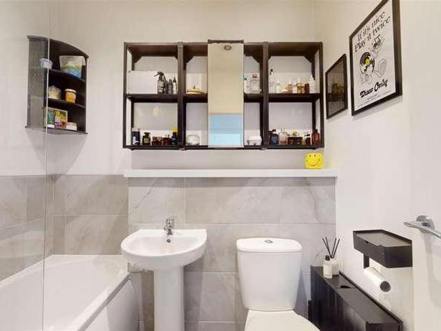 1 bed flat for sale