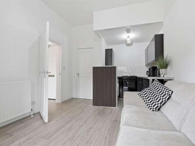 1 bed flat for sale