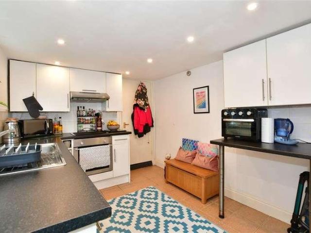 1 bed flat for sale