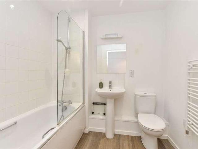 1 bed flat for sale