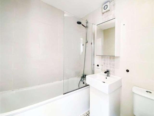 1 bed flat for sale