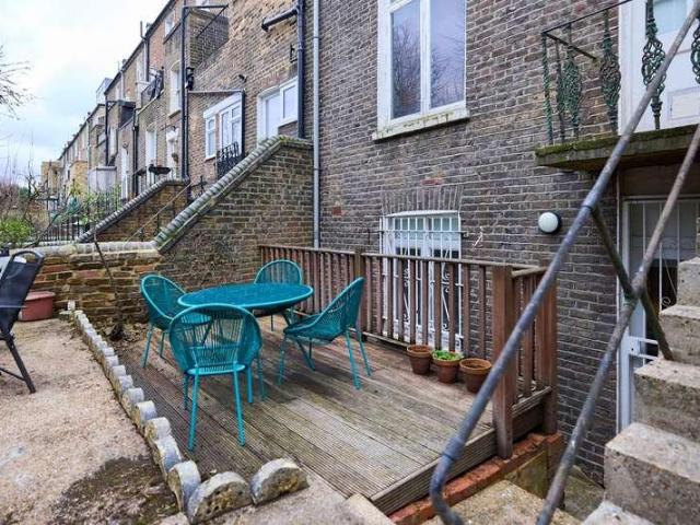 1 bed flat for sale