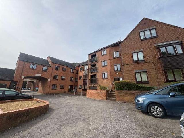 1 bed flat for sale