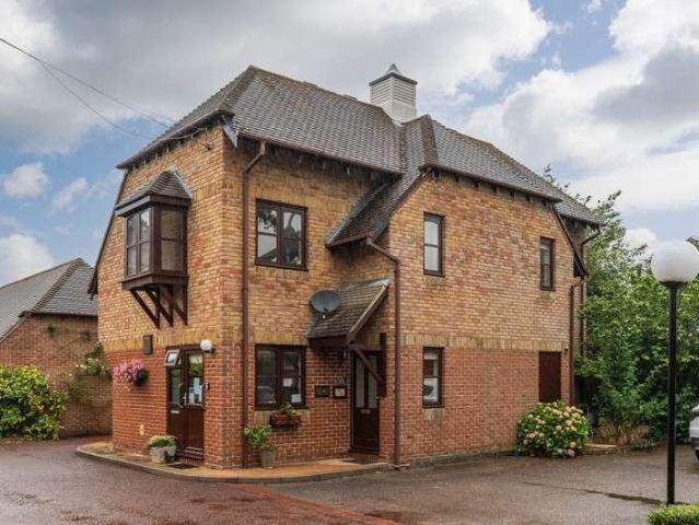 1 bed flat for sale