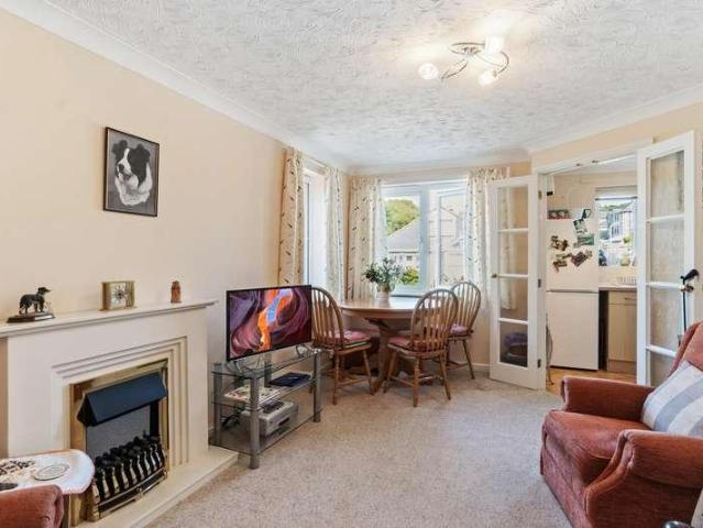 1 bed flat for sale