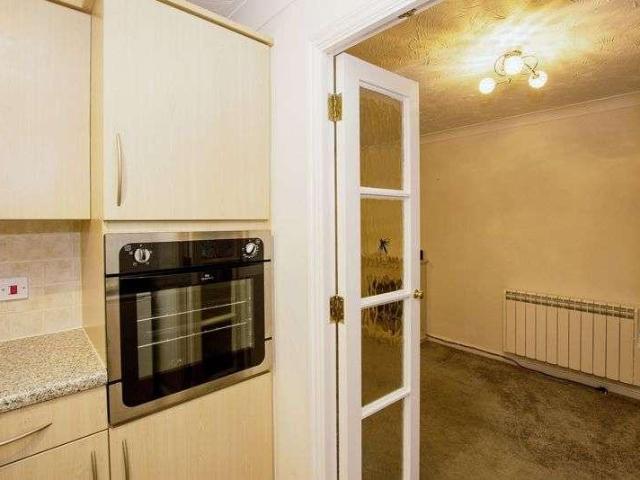 1 bed flat for sale