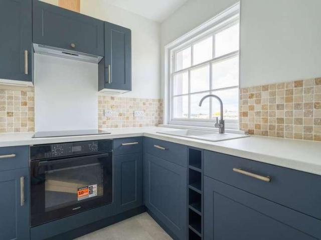 1 bed flat for sale
