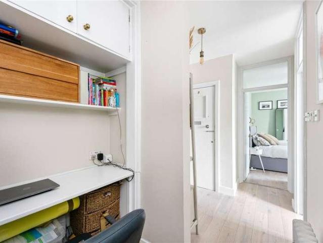 1 bed flat for sale
