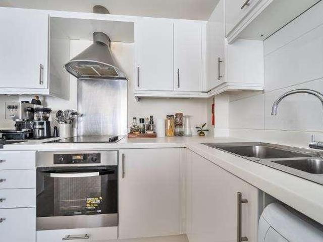 1 bed flat for sale