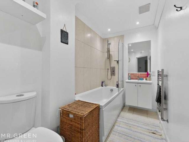1 bed flat for sale