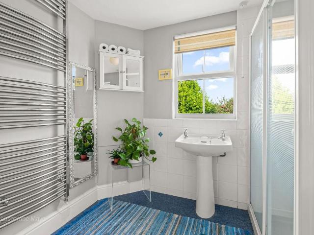 1 bed flat for sale