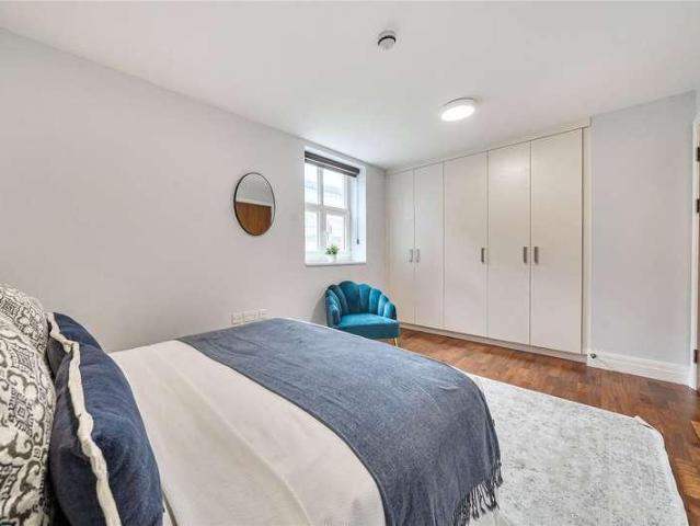 1 bed flat for sale