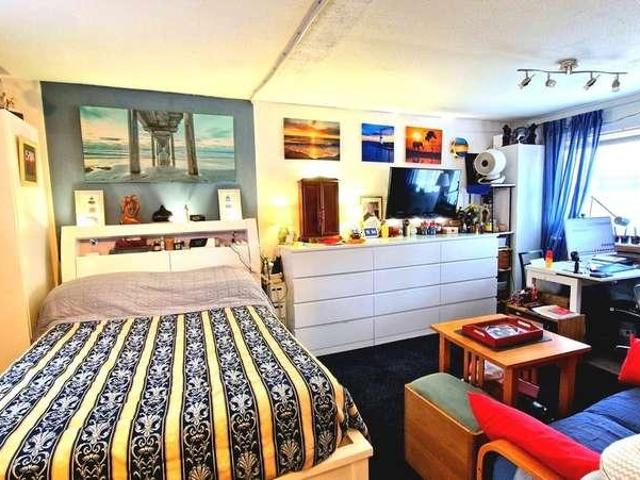 1 bed flat for sale